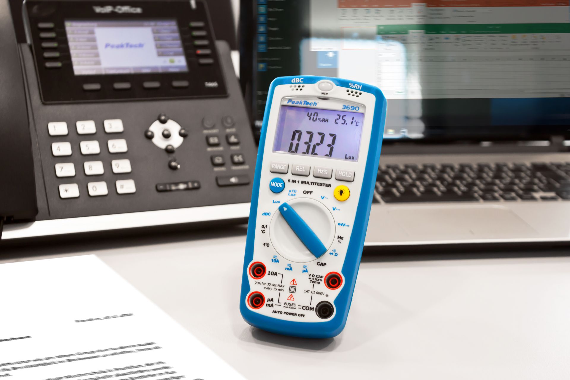 «PeakTech® P 3690» 4000 counts multimeter, environmental measurements ...